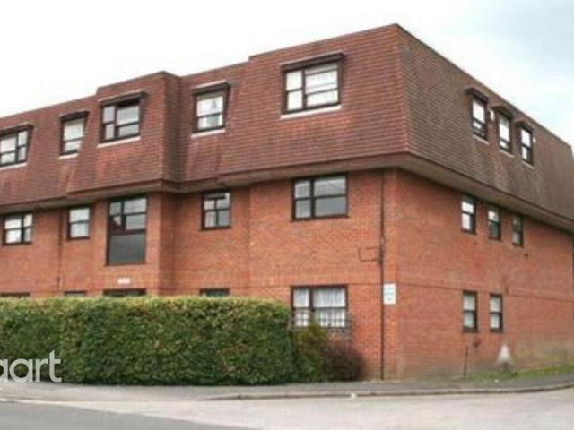 Regent Court, Fleet 1 bed apartment to rent £1,150 pcm £265 pw