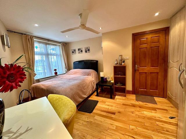 Regent Close, Harrow HA3, 1 bed semi detached house to rent, £1,000 pcm | PrimeLocation