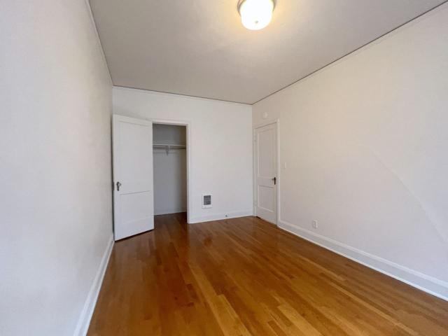 REGENT APARTMENTS REG01 1 Bedroom Apartment for Rent at 1975 Nw Everett St, Portland, OR 97209 Northwest District
