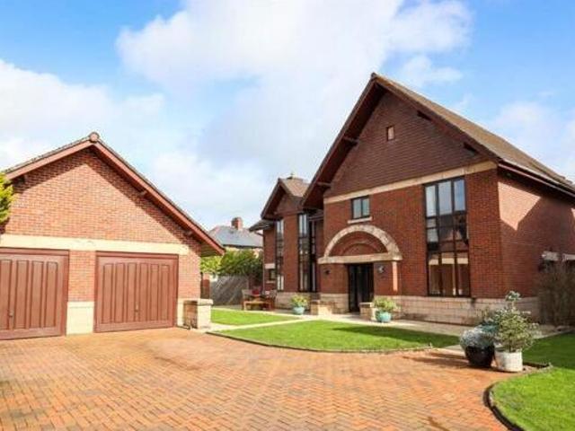 Regent Gardens, Whitchurch, 4 Bedroom Detached