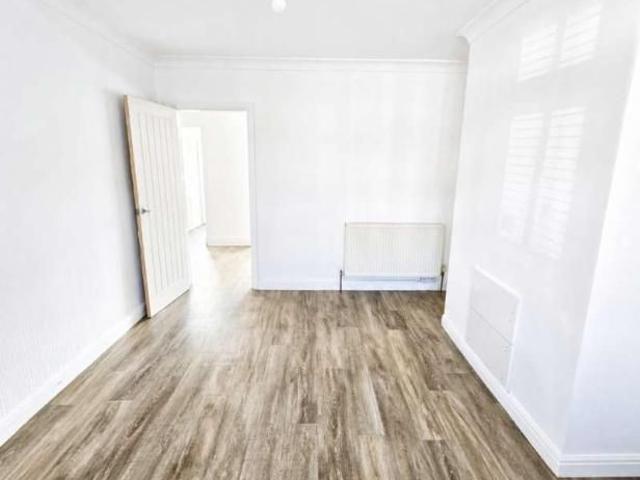 Regent Grove, Doncaster, DN5