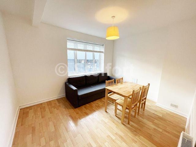 Regent House, Eversholt Street. 3 bed apartment to rent £3,000 pcm £692 pw