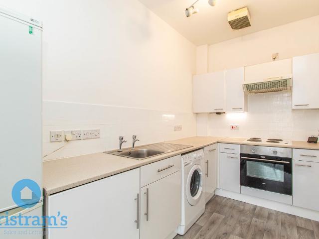 Regent Mews, Wollaton Street NG1, 1 bed flat to rent, £775 pcm | PrimeLocation