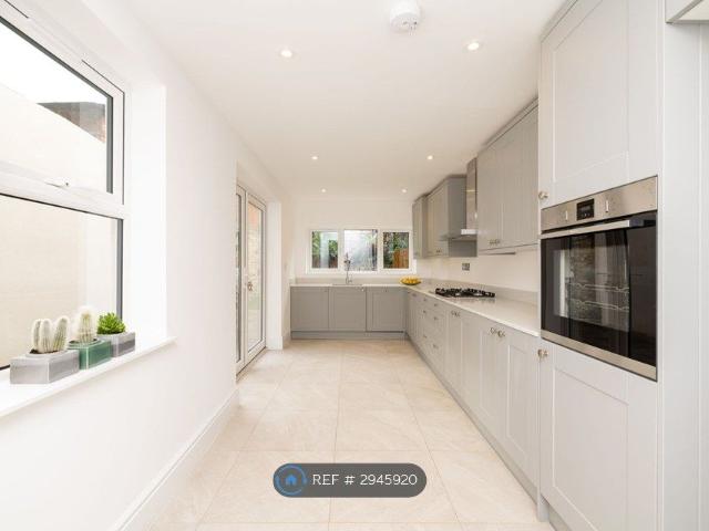 Regent Street, Oxford OX4, 4 bed terraced house to rent, £3,750 pcm | PrimeLocation