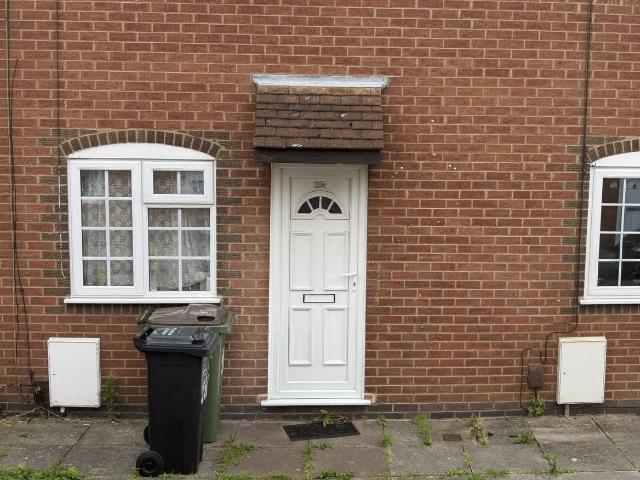 Regent Street, Oadby, Leicester LE2, 2 bed terraced house to rent, £900 pcm | PrimeLocation