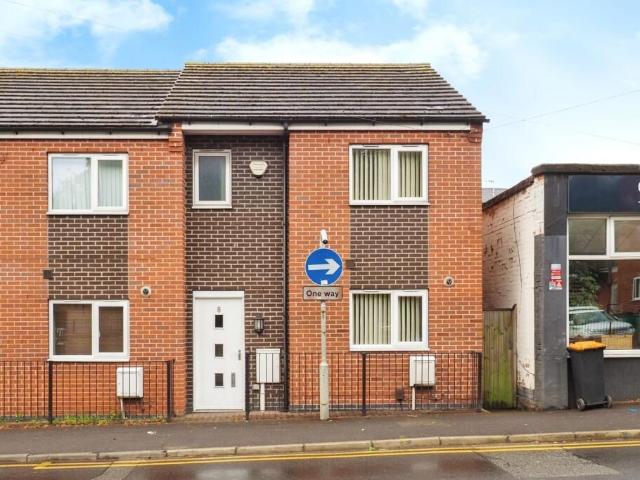 Regent Street, Beeston NG9, 3 bed semi detached house to rent, £1,250 pcm | PrimeLocation