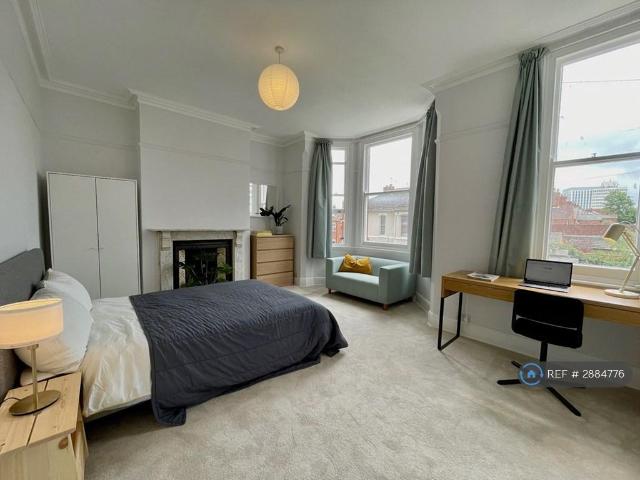 Regent Street, Coventry, CV1 6 bed terraced house to rent £2,400 pcm £554 pw