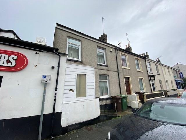 Regent Street, Plymouth PL4, 4 bed end terrace house to rent, £542 pcm | PrimeLocation
