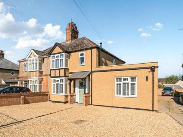 Regent Street, Stotfold, 3 Bedroom Semi detached