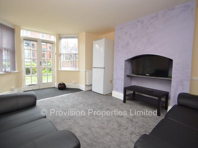 Regent Park Terrace, Hyde Leeds LS6, 3 bed flat to rent, £1,495 pcm | PrimeLocation