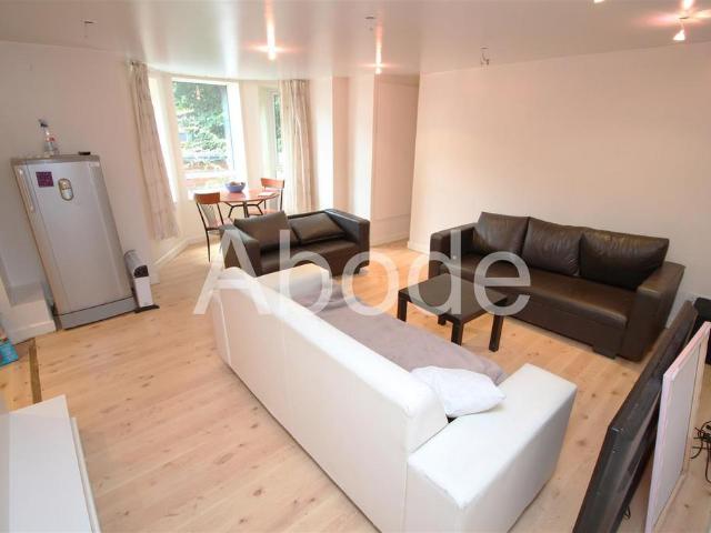 Regent Park Terrace, Hyde Park, Leeds 9 bed house to rent £4,680 pcm £1,080 pw