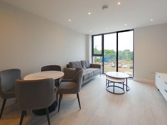 Regent Plaza, Block C, Oldfield Road, Salford M5, 1 bed flat to rent, £1,200 pcm | PrimeLocation