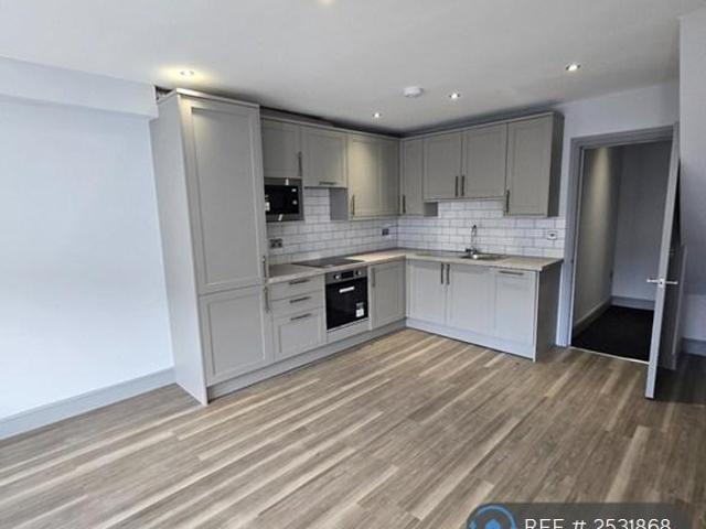 Regent Road, Altrincham, WA14 2 bed flat to rent £1,245 pcm £287 pw