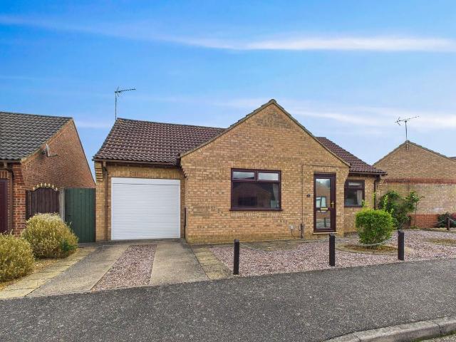 Regent Road, Downham Market PE38, 2 bed bungalow to rent, £1,150 pcm | PrimeLocation