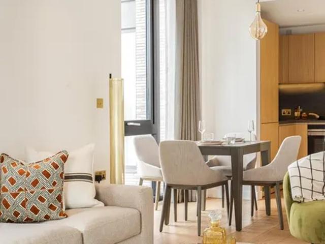 Regent's Canal towpath, London, N1C 4DU, United Kingdom | 1 bed house for rent #167887496 | Rentberry