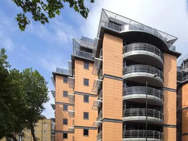 Regent's Canal Towpath, London, NW8 7EA, United Kingdom | 4 bed apartment for rent #167579973 | Rentberry