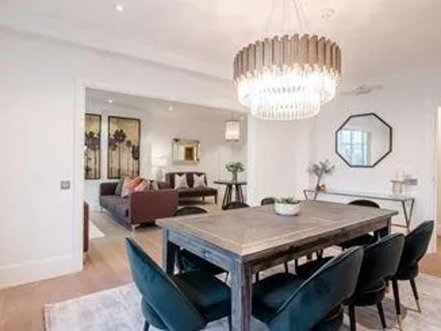 Regents Park House, 105 Park Road, London, NW8 7JP, United Kingdom | 2 bed apartment for rent #117993440 | Rentberry