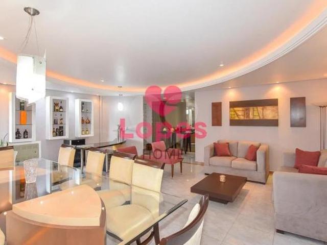 Região do Batel Apart. 4 quartos sendo 2 suites 3 vagas 213 m²