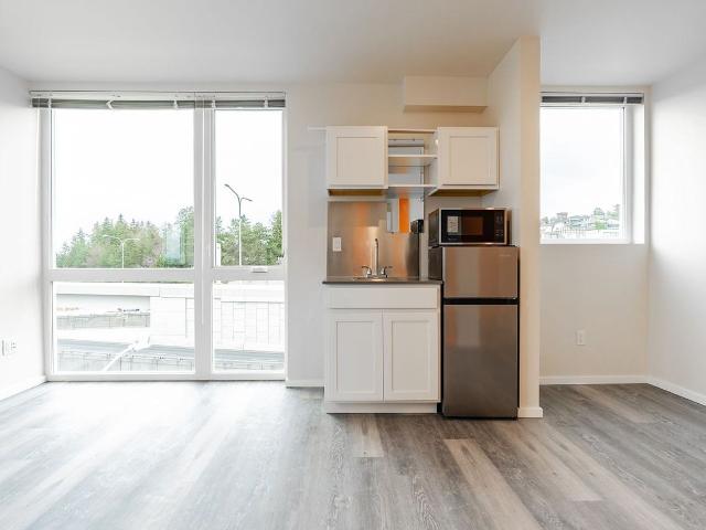 Regio Studio Apartment for Rent at 2335 Boylston Ave E, Seattle, WA 98102 Eastlake