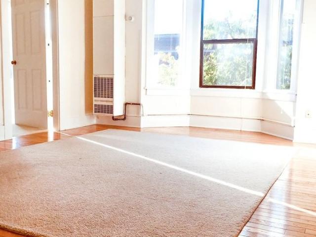 Regis Apartments Studio Apartment for Rent at 1812 E Republican St, Seattle, WA 98112 Stevens