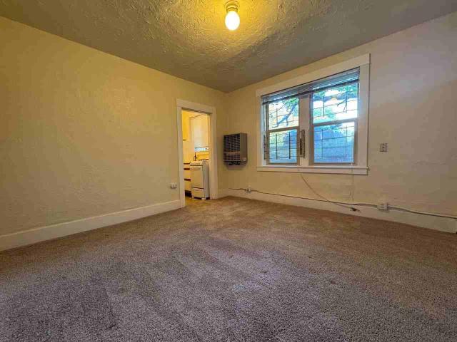 Regis Apartments 1 Bedroom Apartment for Rent at 1812 E Republican St, Seattle, WA 98112 Stevens