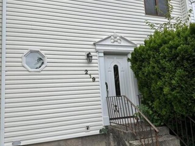 Regis Dr, Staten Island, Home For Sale