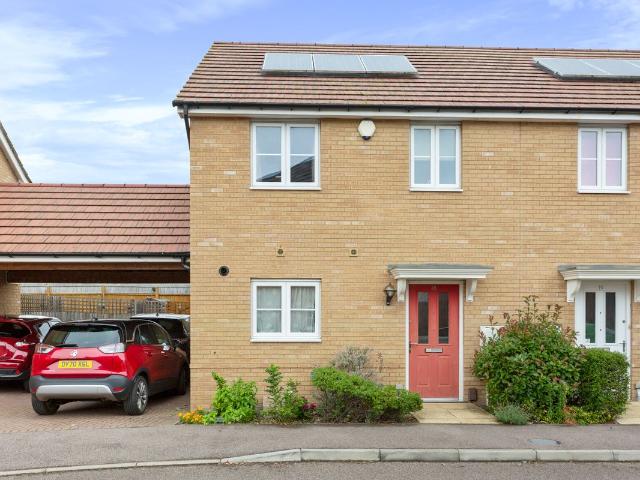 Regna Close, Rainham RM13, 3 bed end terrace house to rent, £2,100 pcm | PrimeLocation