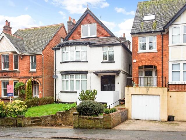 Reigate Road, Reigate RH2, 5 bed detached house to rent, £2,999 pcm | PrimeLocation