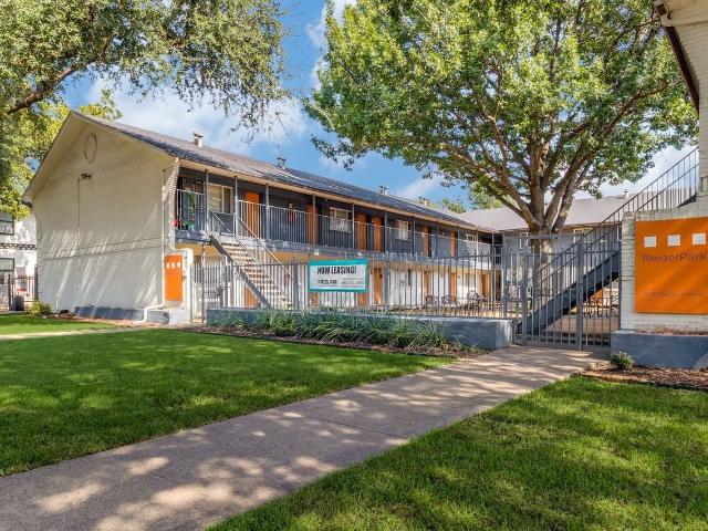 Reiger Park Apartments 2 Bedroom Apartment for Rent at 4618 Reiger Ave, Dallas, TX 75246 Peak's