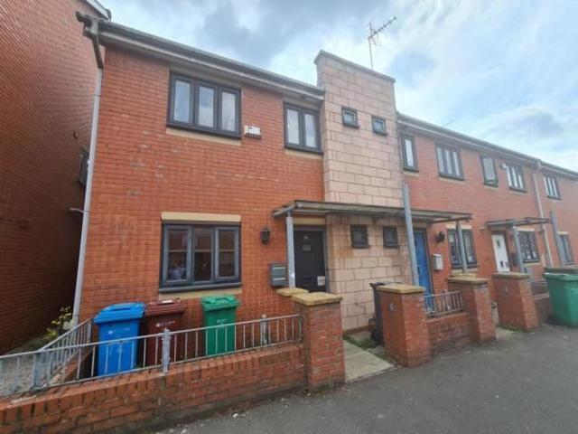 Reilly Street, Hulme, Manchester M15, 3 bed property to rent, £1,700 pcm | PrimeLocation