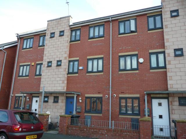 Reilly Street, Hulme, Manchester. M15, 4 bed town house to rent, £2,500 pcm | PrimeLocation