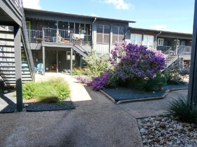 Reinli St Apt 133