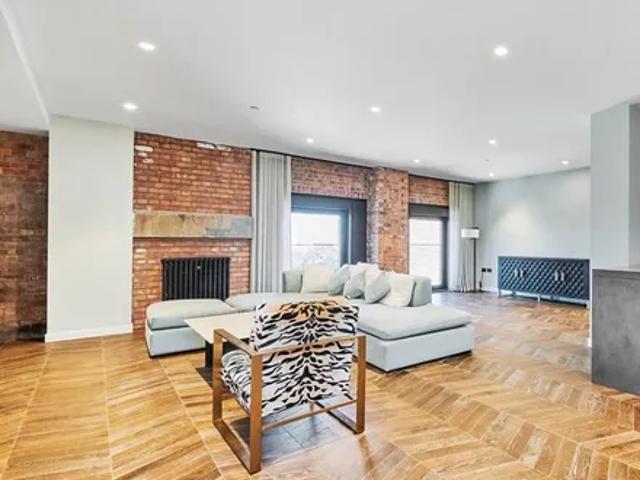 Reiss, Circus Road West, Nine Elms, London, SW11 8EN, United Kingdom | 3 bed apartment for rent #124459487 | Rentberry