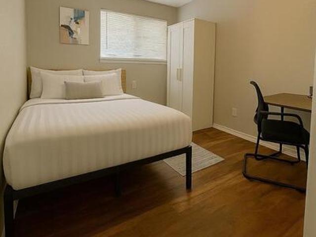 Relaxed South Dallas Living Peaceful Home • Spacious Shared Spaces • Bright Rooms • Near Shopping & Employers
