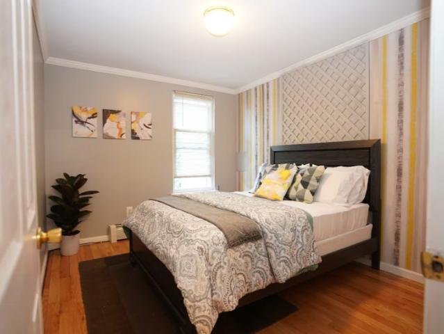 Relaxing Private Room Convenient & Affordable