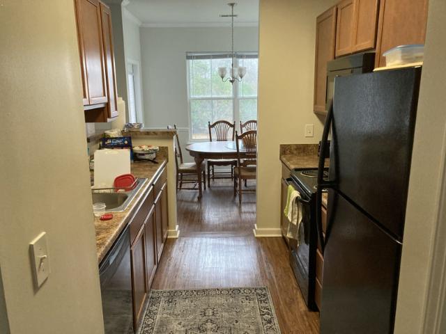 Reliable Apartment: Need A Roommate