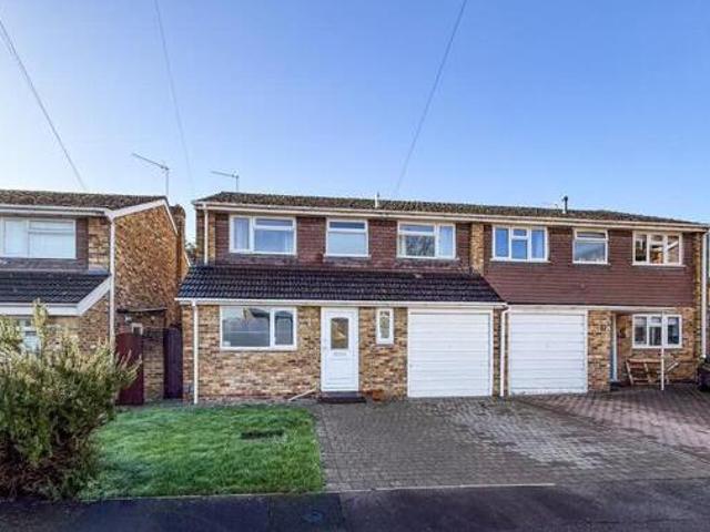 Repton Close, Maidenhead, 4 Bedroom Semi detached