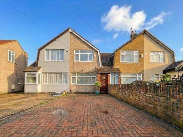 Repton Avenue, Hayes, 2 Bedroom Terraced