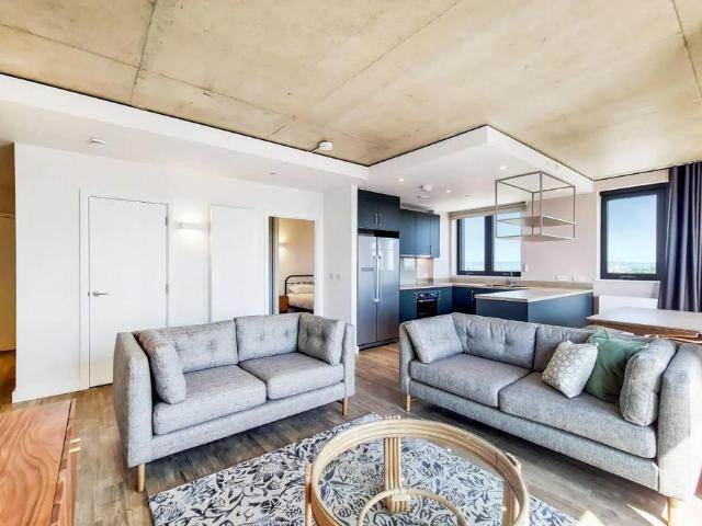 Repton Gardens, 1 Wellers Way, London. 4 bed apartment to rent £3,904 pcm £901 pw
