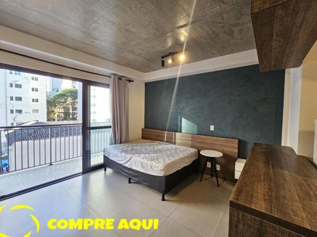 República | Studio Mobiliado | 33 m2 | Varanda | Metrô República