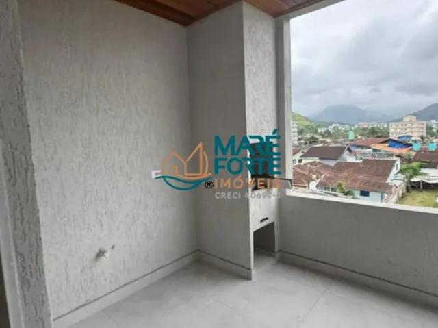 REPASSE Apartamento amplo e perto da praia!