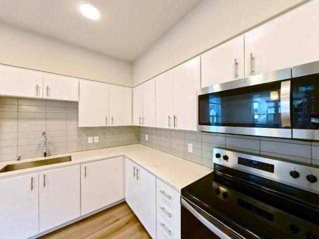 Replacing roommate moving out