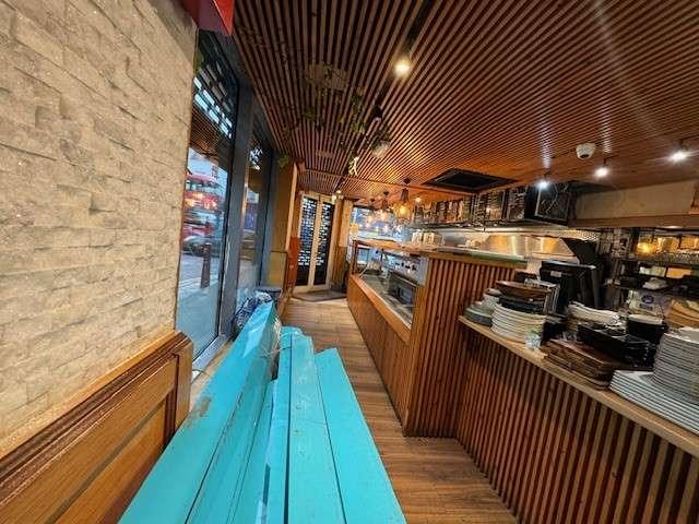 Restaurant Commercial