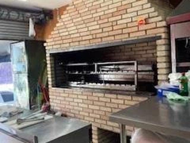 Restaurante á venda Vendo o ponto completo e funcionando