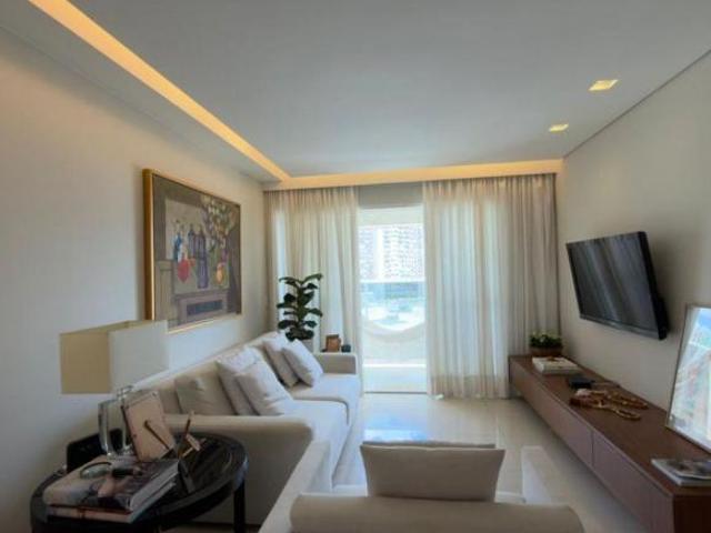Res. Chopin 108m² 3 Quartos 2 Suítes 2 vagas Repleto de armários Ar condicionado