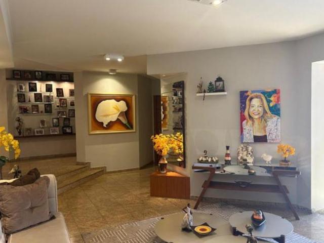 Res. Jandaia Quadra 205 243 metros 4 qts 4 suites 3vg Lazer completo Andar alto