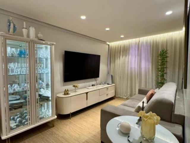 Res. Sedgwick, Rua 31 Sul 80m² 3 Quartos, 2 Suítes Andar alto 2 Vagas de Garagem Reformado