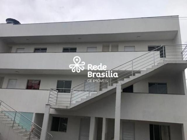Res. Três Amores Prédio com 9 apartamentos