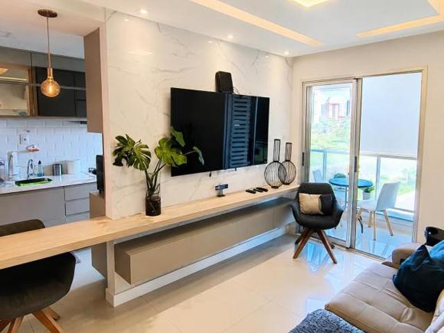RES. VITALI | REFORMADO | AO LADO DO METRÔ | 2 QUARTOS | 65M²