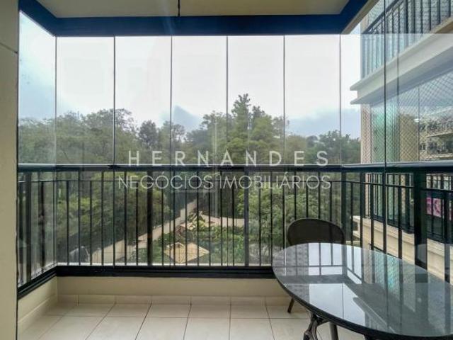 Apartamento de 2 quartos no Jardim Tupanci, Barueri SP: mobiliado, suíte, 1 vaga de garagem 68m²